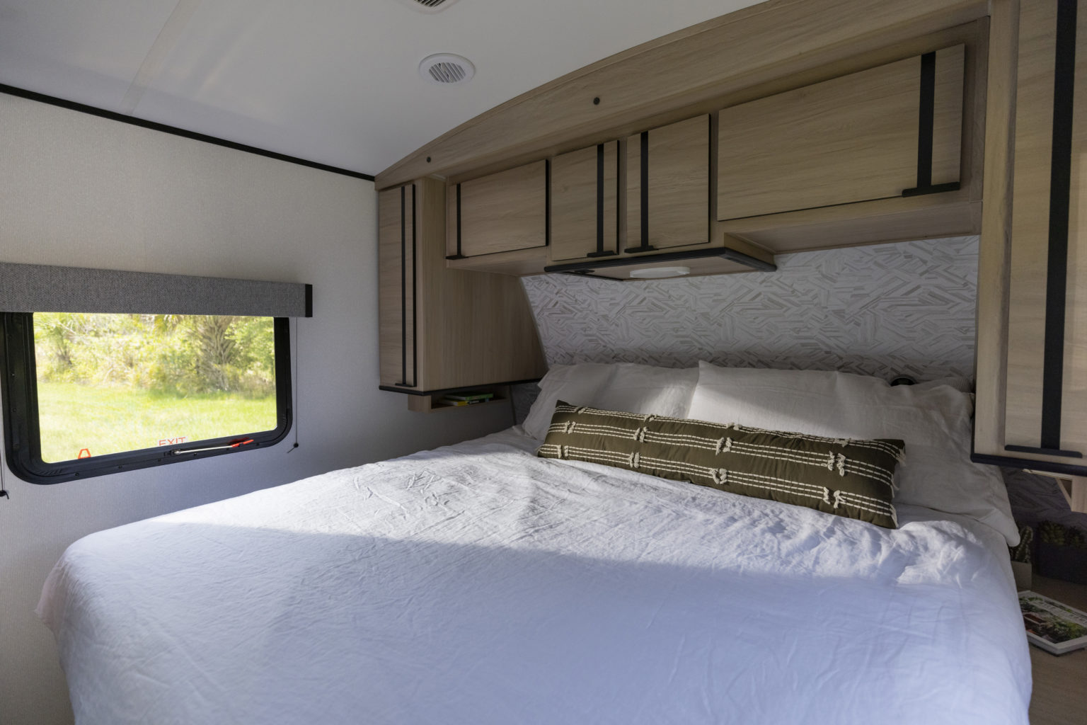 Guide to Maximizing RV Sleeping Arrangements | Cruiser RVs