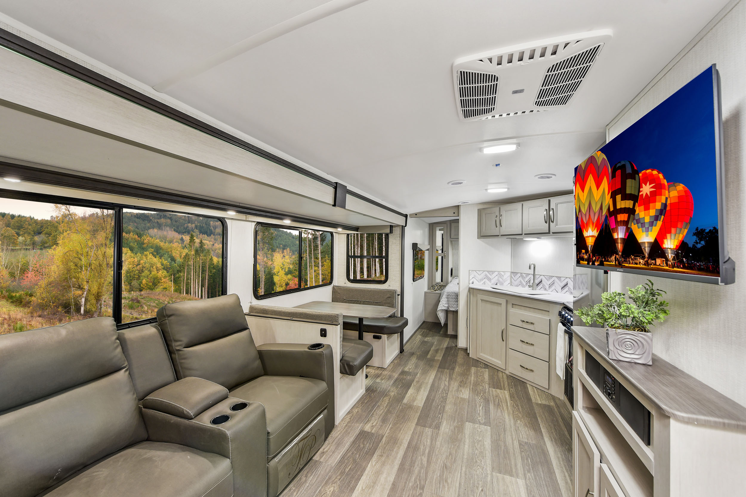 260RBS | Cruiser RVs