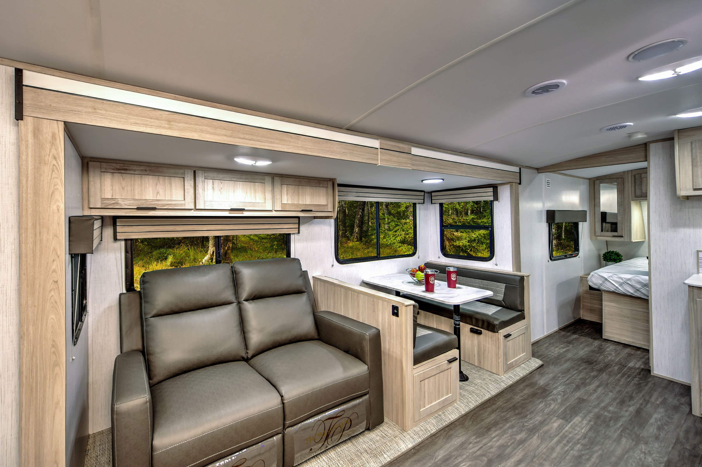 277BHS | Cruiser RVs