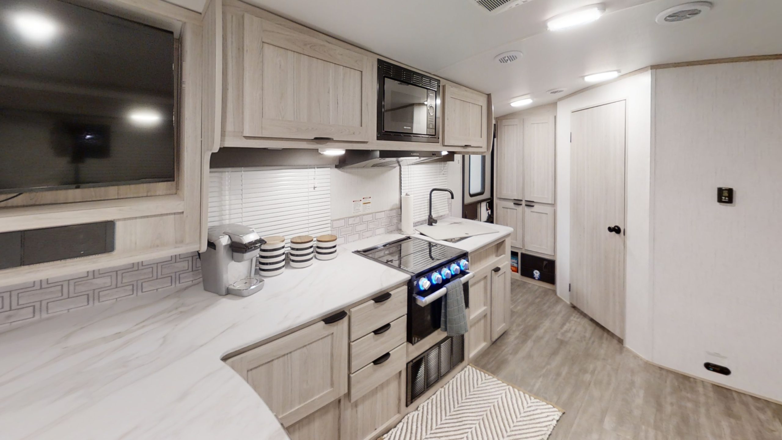 2022 Shadow Cruiser 225RBS - Ultra-Lite Travel Trailer - by Cruiser RV