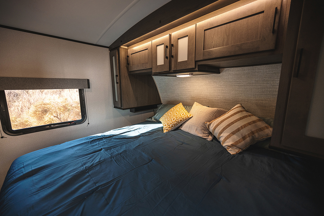 Guide to Maximizing RV Sleeping Arrangements | Cruiser RVs